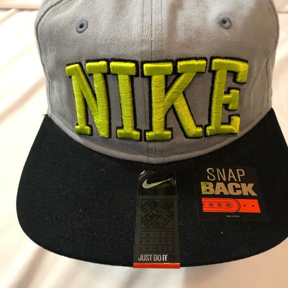 Nike | Accessories | Nike Adult Unisex Flat Brim Snap Adjustable Nwt ...